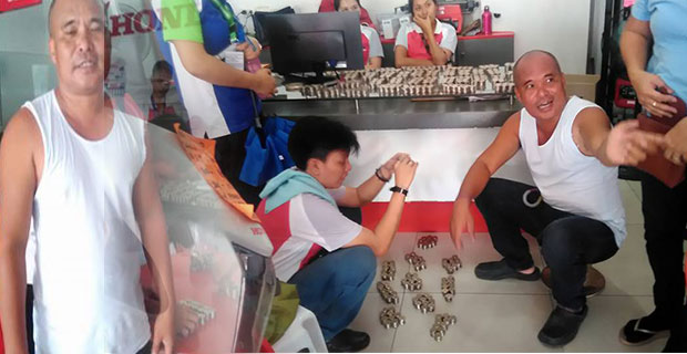 ‘Habal-Habal’ Driver Buys A Brand New Motorcycle After Saving P5 and ...